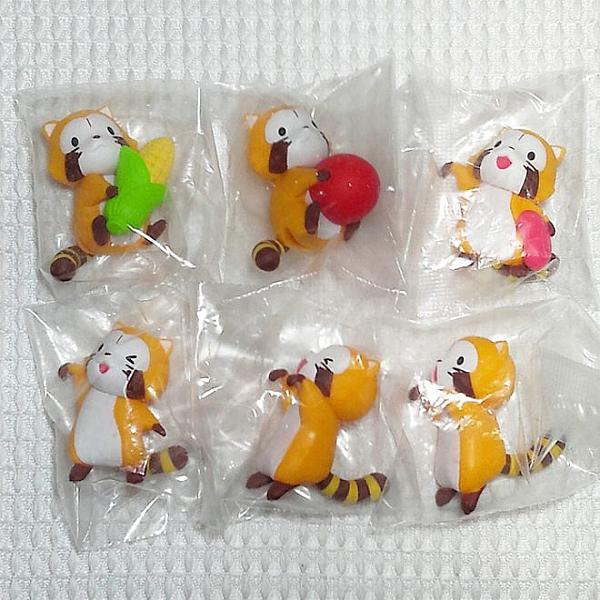 กาชาปอง Puchi Rascal แรคคูนเกาะแก้ว PUTITTO Series - PiggyGaGa กาชาปอง โมเดล ของสะสมจากญี่ปุ่น